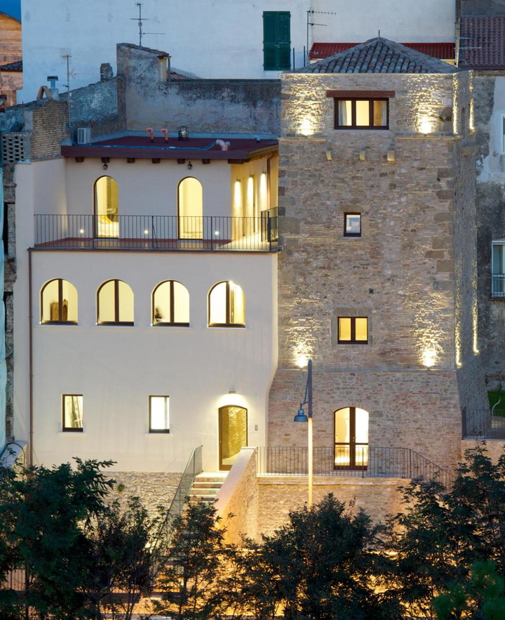 Torre Della Loggia - Dimora Storica - Ortona - San Vito Chietino