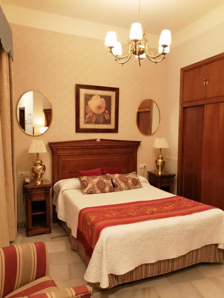 Hotel Europa Boutique Sevilla - Espartinas