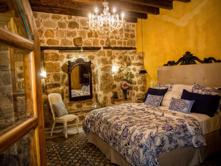 George & Alexandra's Apartments - Rhodes Island