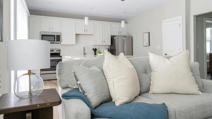 Landing Apartments - Zora University - Concord, NC