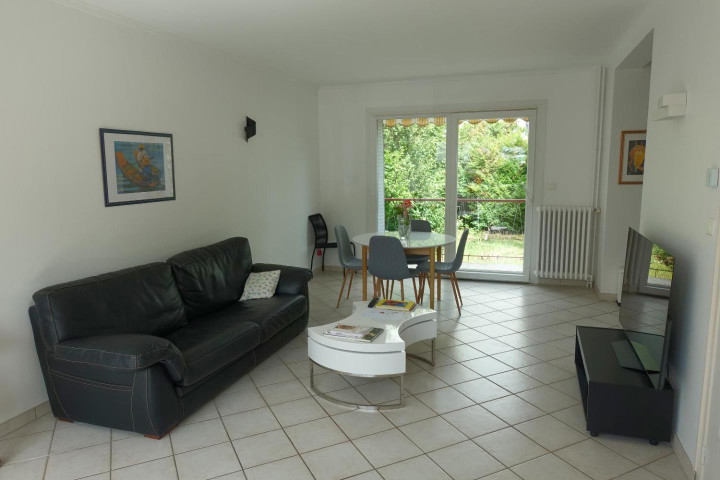 Maison Avec Jardin Au Centre De Nancy Avec Borne De Recharge Voiture éLectrique - Pompey
