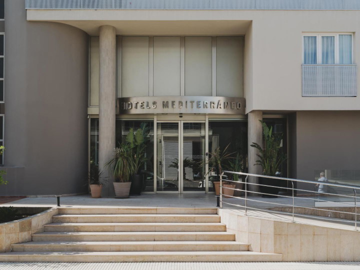 Hotel Mediterráneo - Palau-saverdera