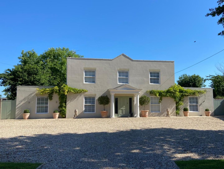 Large Country House With Hot Tub, Pool Table, And Log Burner - Ringwood