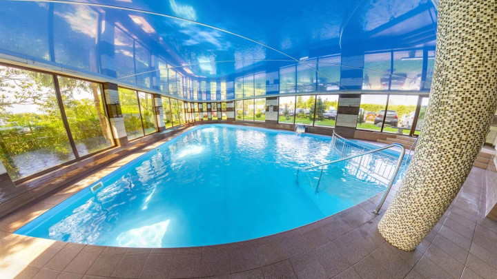 O R K A Pool , Beach And Sea 300 M - Rewal