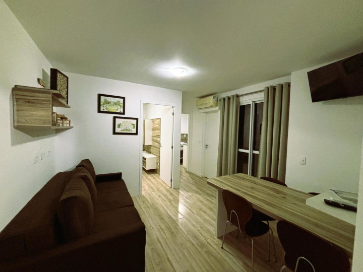 Conforto Central, Apartamento 2 Quartos - Curitiba