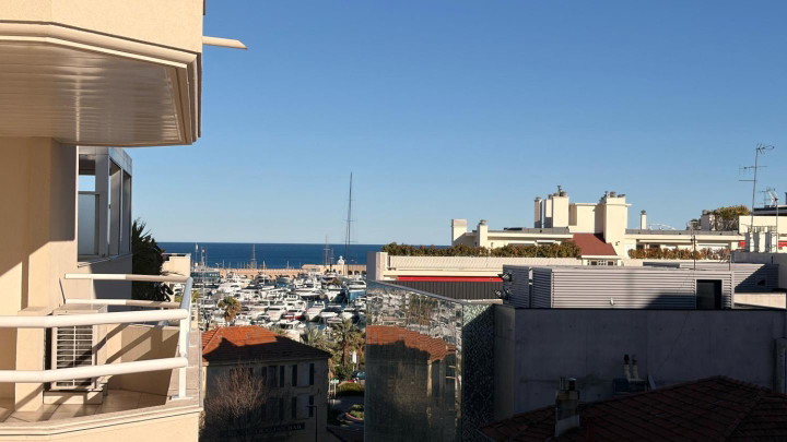 2 Pièces Gare Antibes Proche Port - Juan les Pins