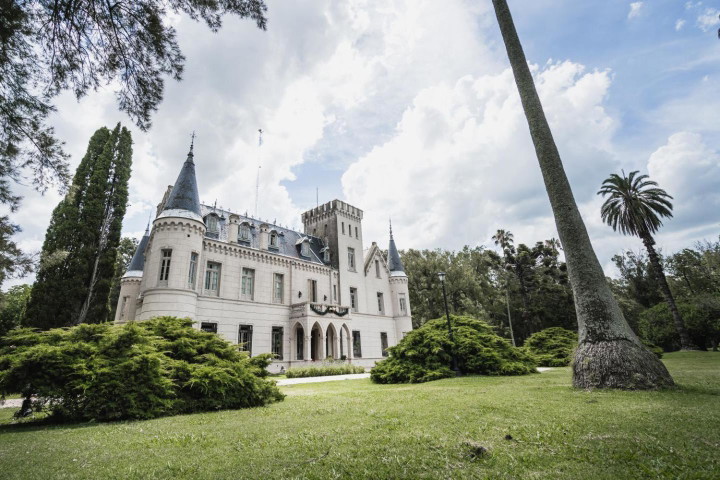 Estancia La Candelaria - Lobos