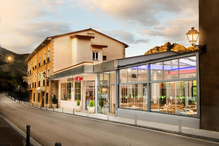 Hotel Parras Arnedillo - Enciso