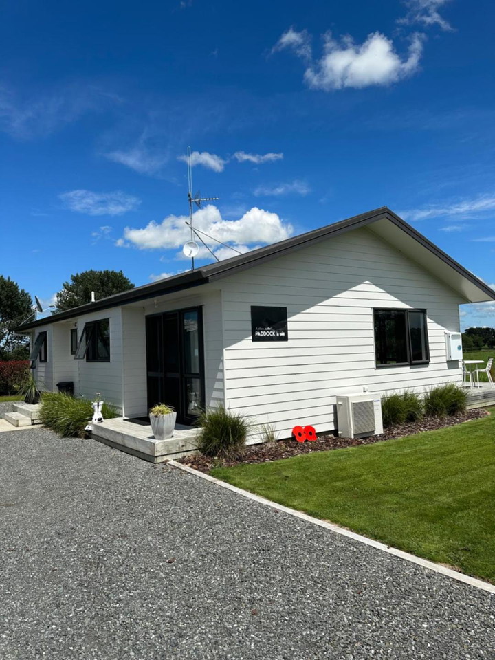 A Place In The Paddock - Matamata