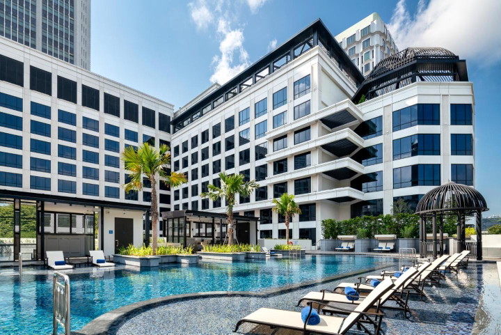 Grand Park City Hall - Sengkang