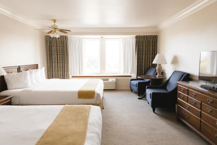 Historic Santa Maria Inn - Santa María, CA