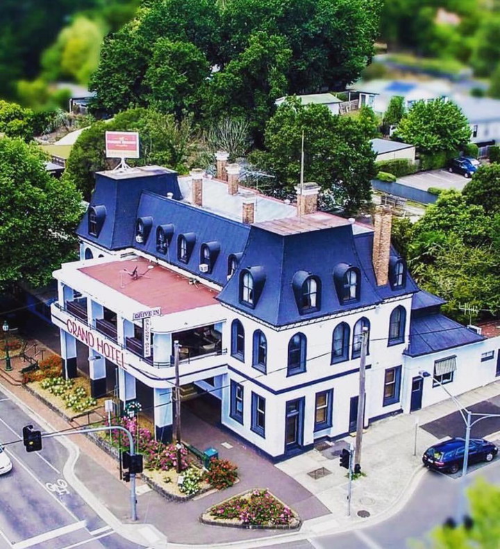 Grand Hotel Healesville - Melbourne