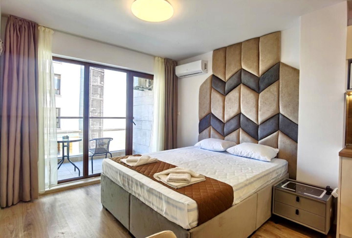 Cabacum Pleasure Beachfront Apartments - 50m To Beach And Pool - Varna