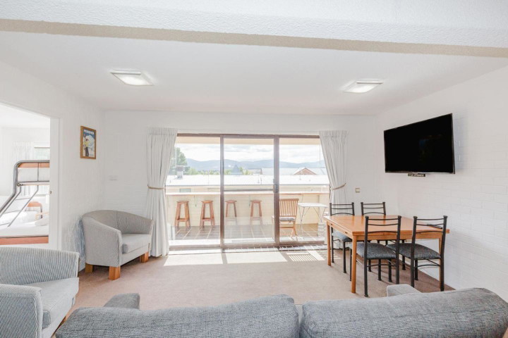 Central Park 10 1 Snow River Ave - Jindabyne