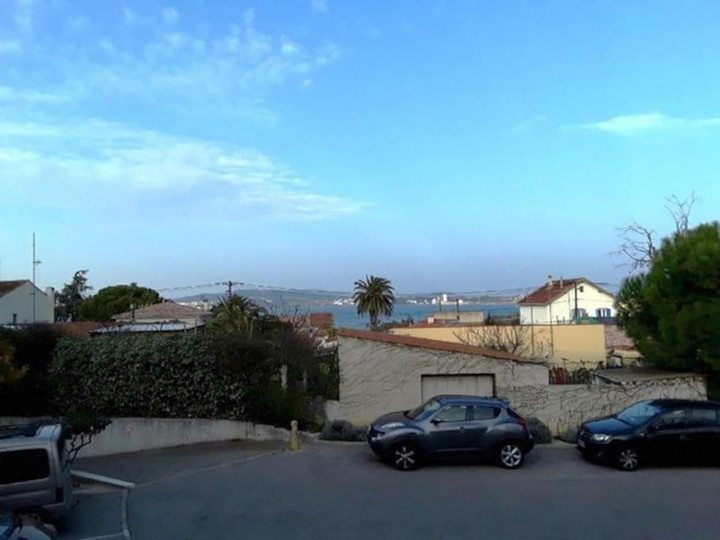 Appartement T3 Avec 2 Chambres Et Grand Balcon - Sète