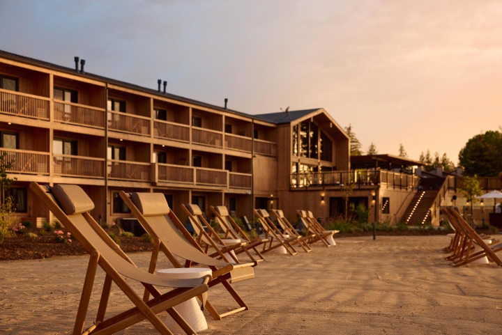 Hotel Marina Riviera - Big Bear City, CA