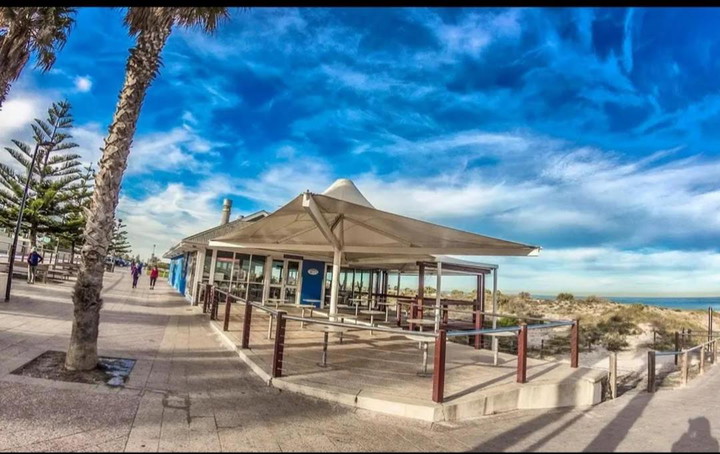 Spacious Self Contained Unit - Short Walk To Grange Jetty - Adelaide
