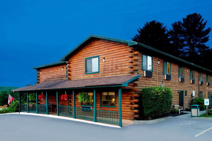 Super 8 By Wyndham Lake George/warrensburg Area - Adirondack Mountains