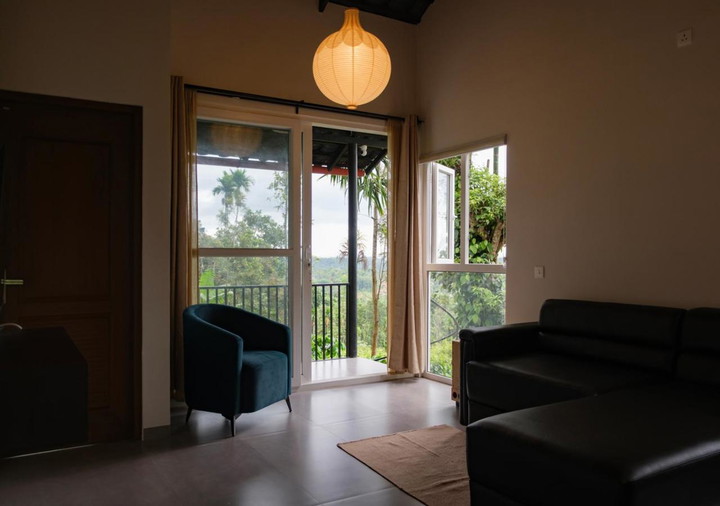 Private 2bhk-ac Estate Stay With Sunrise View - Wayanad