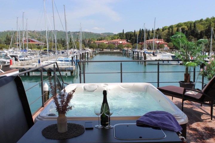 Floating House Bravia - Portorož