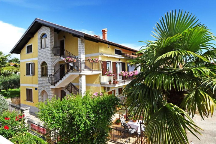 Apartments And Rooms Branka - Novigrad