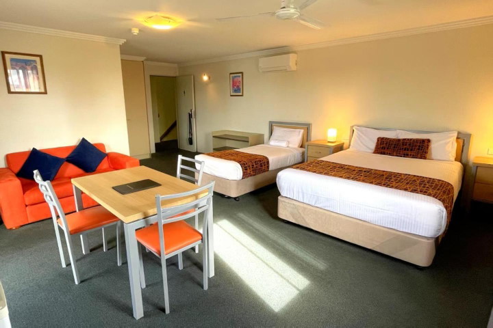 Mandarin Motel - Scotts Head