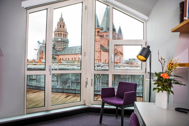 Erbacher Hof, Bistum Mainz - Maguncia