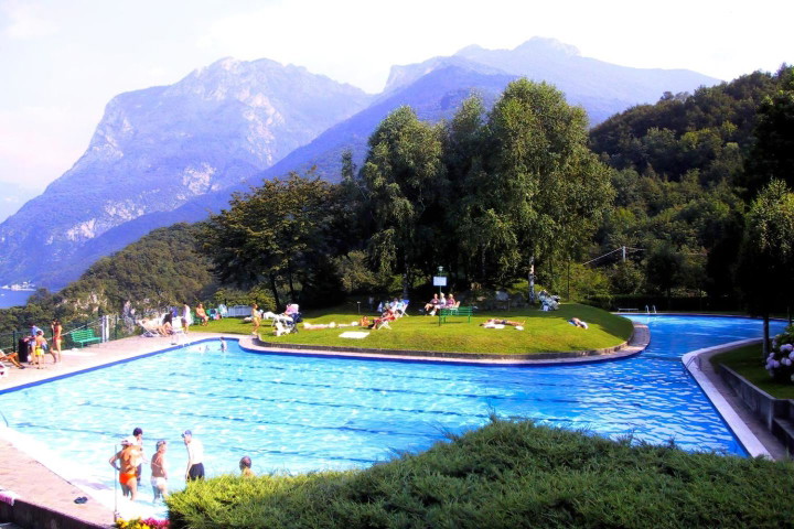 Belvilla By Oyo Apartment In Valbrona - Alpes