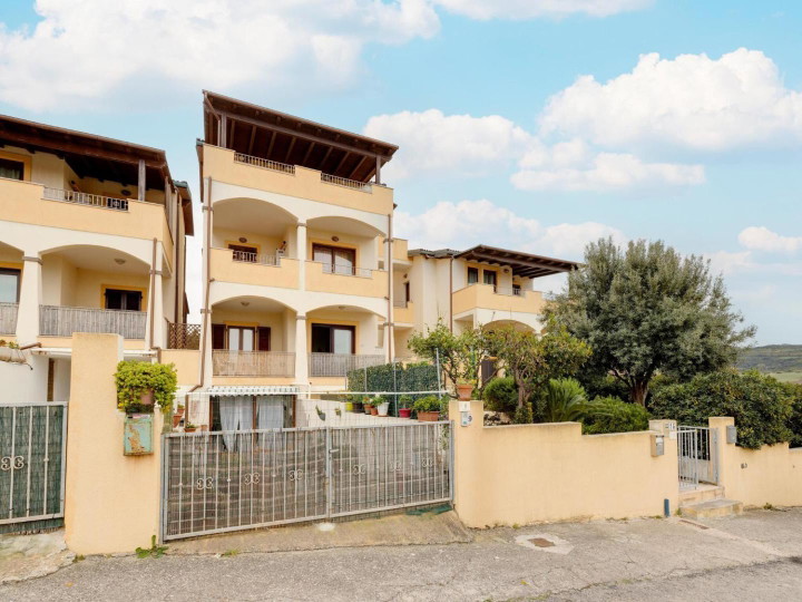 Familiar Swimming Pool And Open, Private Space - Castelsardo