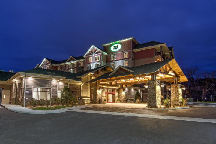Black Fox Lodge Pigeon Forge, Tapestry Collection By Hilton - Gatlinburg, TN