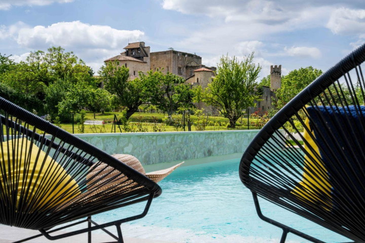 Logis Hôtel & Restaurant - Auberge De Larressingle - Gers