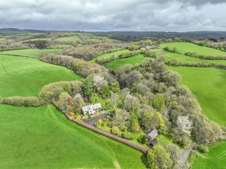 Nutsford House Bed & Breakfast - Exmoor