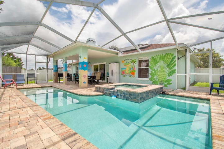 Saltylux16 Heated Saltwater Pool, Near Beach, Honeymoon Island, Farmer Market - Clearwater, FL
