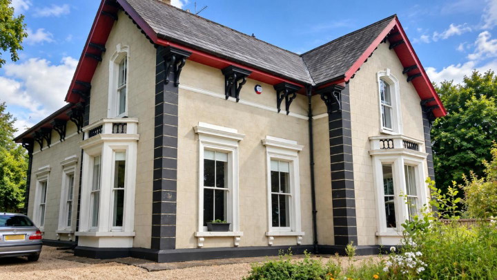 Victorian Apt Sleeps 2-4 With Private Garden - Derry