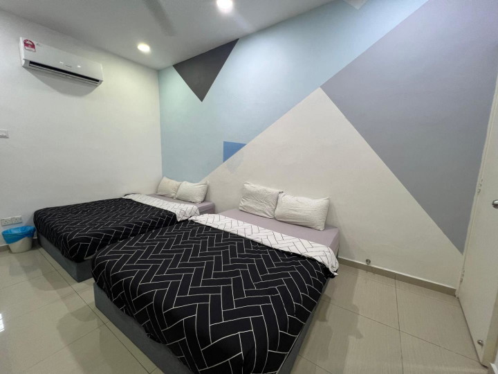 Pelangi Party Corner House 6bed6bathroom 20 Pax - Johor Bahru