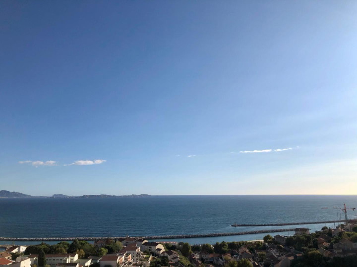 Superbe Terrasse Avec Vue Panoramique Sur La Mer - Marignane