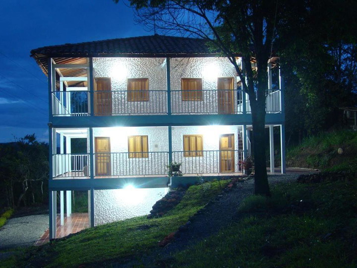 Hotel Ecoturistico Villa Lucy - Curiti