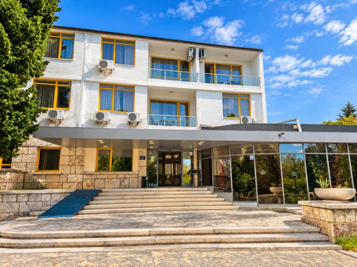 Hotel Strandja Near Cabacum Beach With Pools - Kranevo