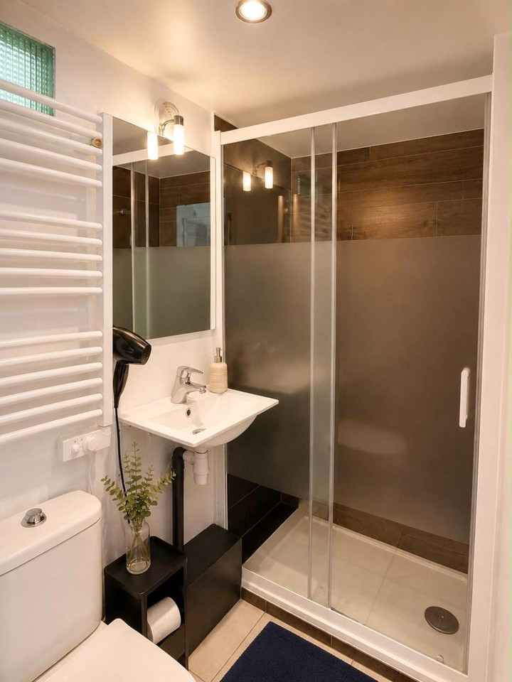 2 Bedroom, Private Bath Plus Near Beach - Nice