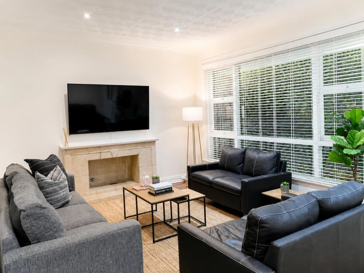 Light-filled Modern Home 3br Pet-friendly 5km-cbd - Western Australia