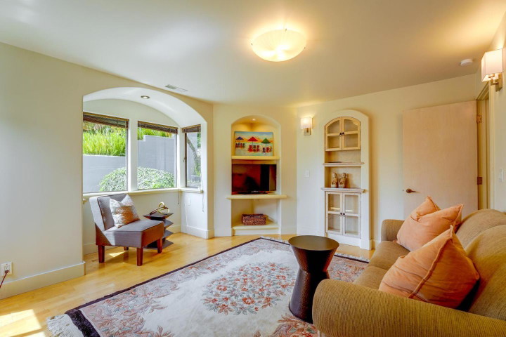 3/4 Mi To Carmel Beach! Walkable Extended Escape - Monterey, CA