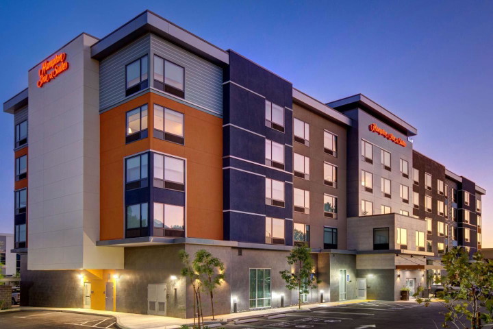 Hampton Inn & Suites By Hilton Rancho Cucamonga - Fontana, CA