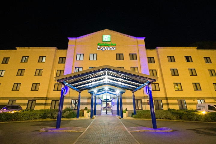 Holiday Inn Express Poole By Ihg - Bournemouth