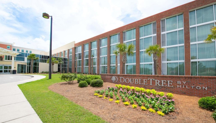Doubletree Hotel & Suites Charleston Airport - Charleston, SC
