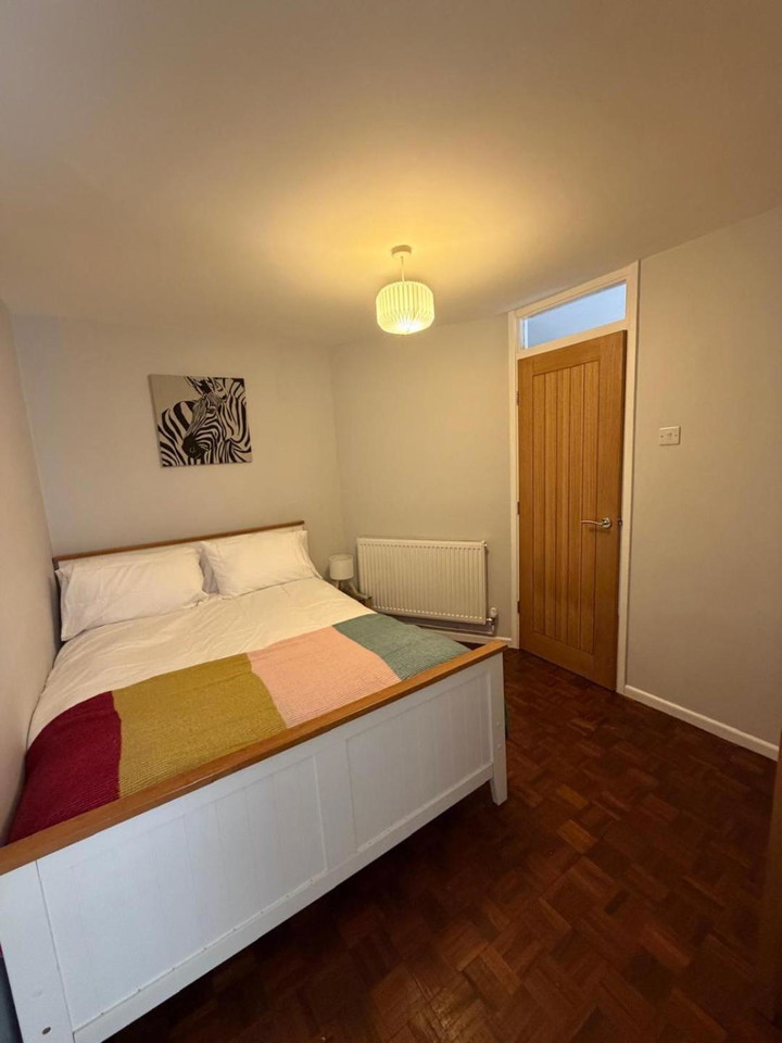 Modernised Townhouse Near Howbery Park - Wallingford