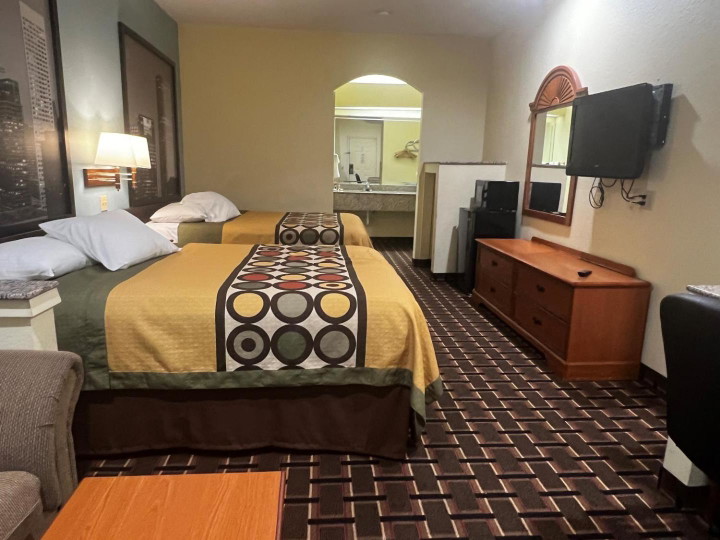 Super 8 By Wyndham Stafford Sugarland Area - Sugar Land, TX