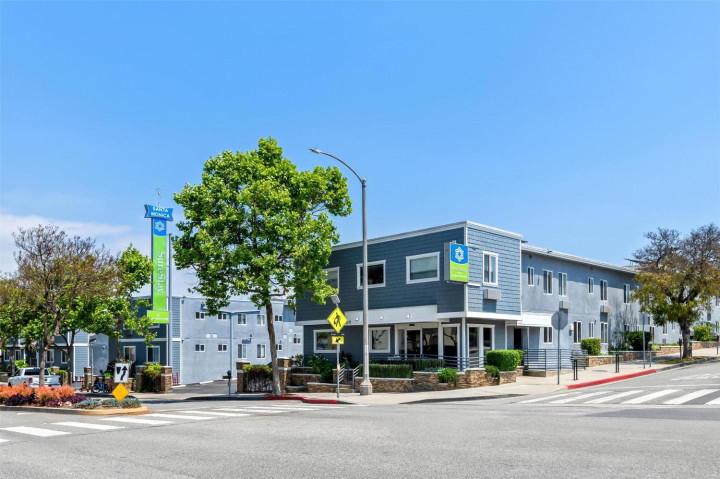 Surestay Hotel By Best Western Santa Monica - Santa Monica, CA