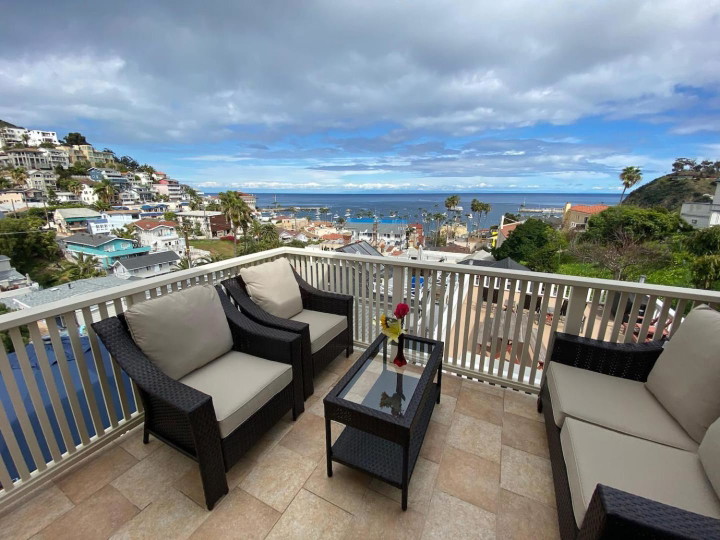 Catalina Two Bedroom View Home - Avalon, CA