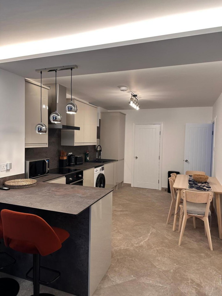 Aya's Snaresbrook Apartment - Chingford