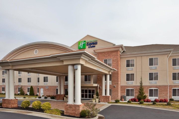 Holiday Inn Express & Suites High Point South By Ihg - High Point, NC